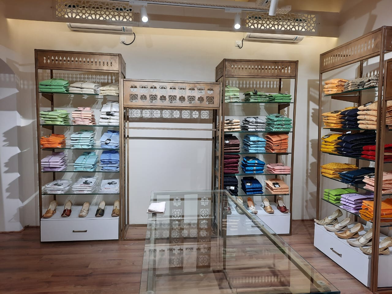 Bespoke Retail Display Design & Manufacturing | Sigma Racks