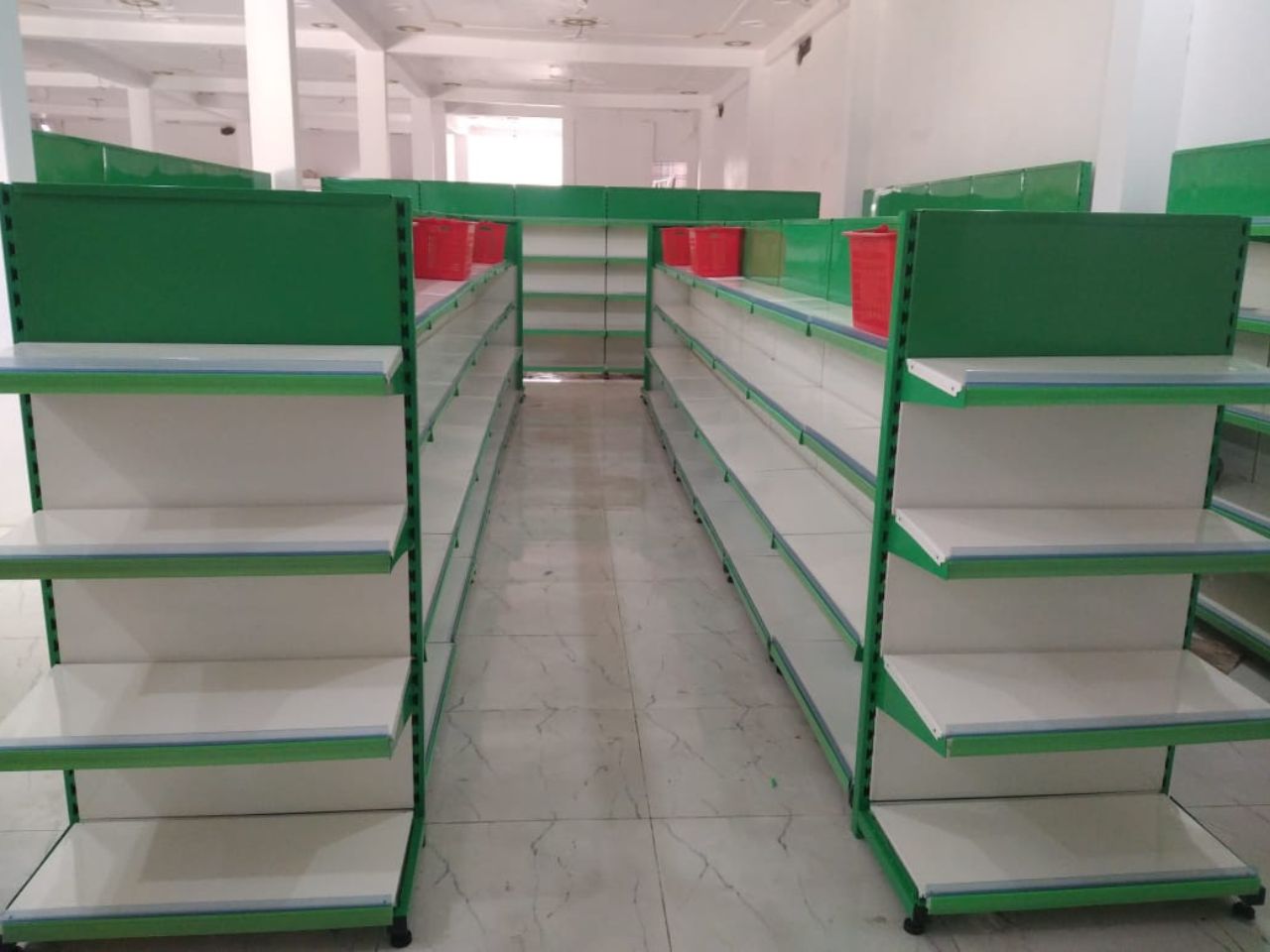 Supermarket Racks Azamgarh